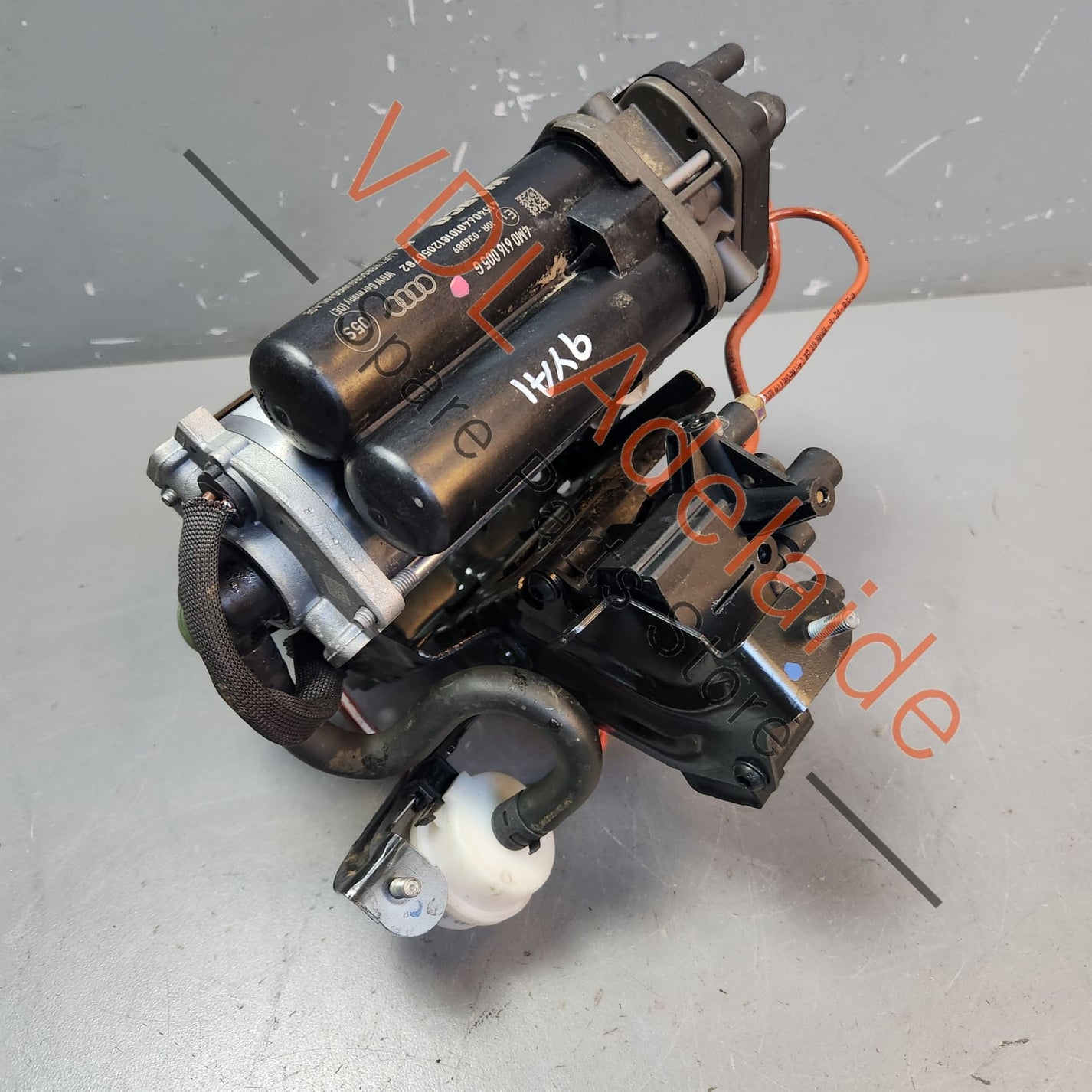 Complete Porsche Cayenne E3 9YA 9YB Air Suspension Pump & Valve Block ...