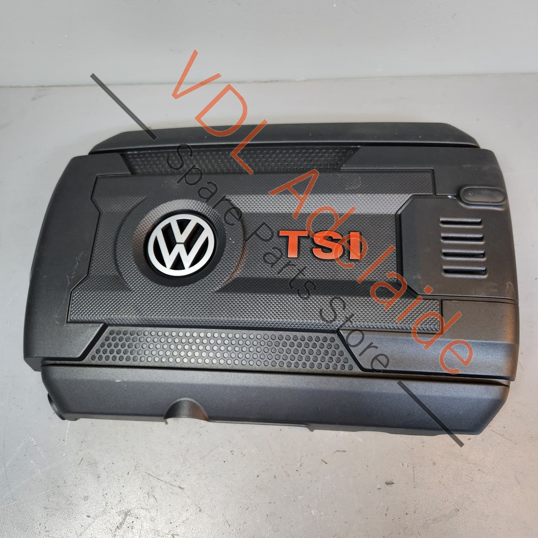 VW Golf MK7 Gti Performance Red TSI Engine Cover Trim 06K103925P – VDL ...