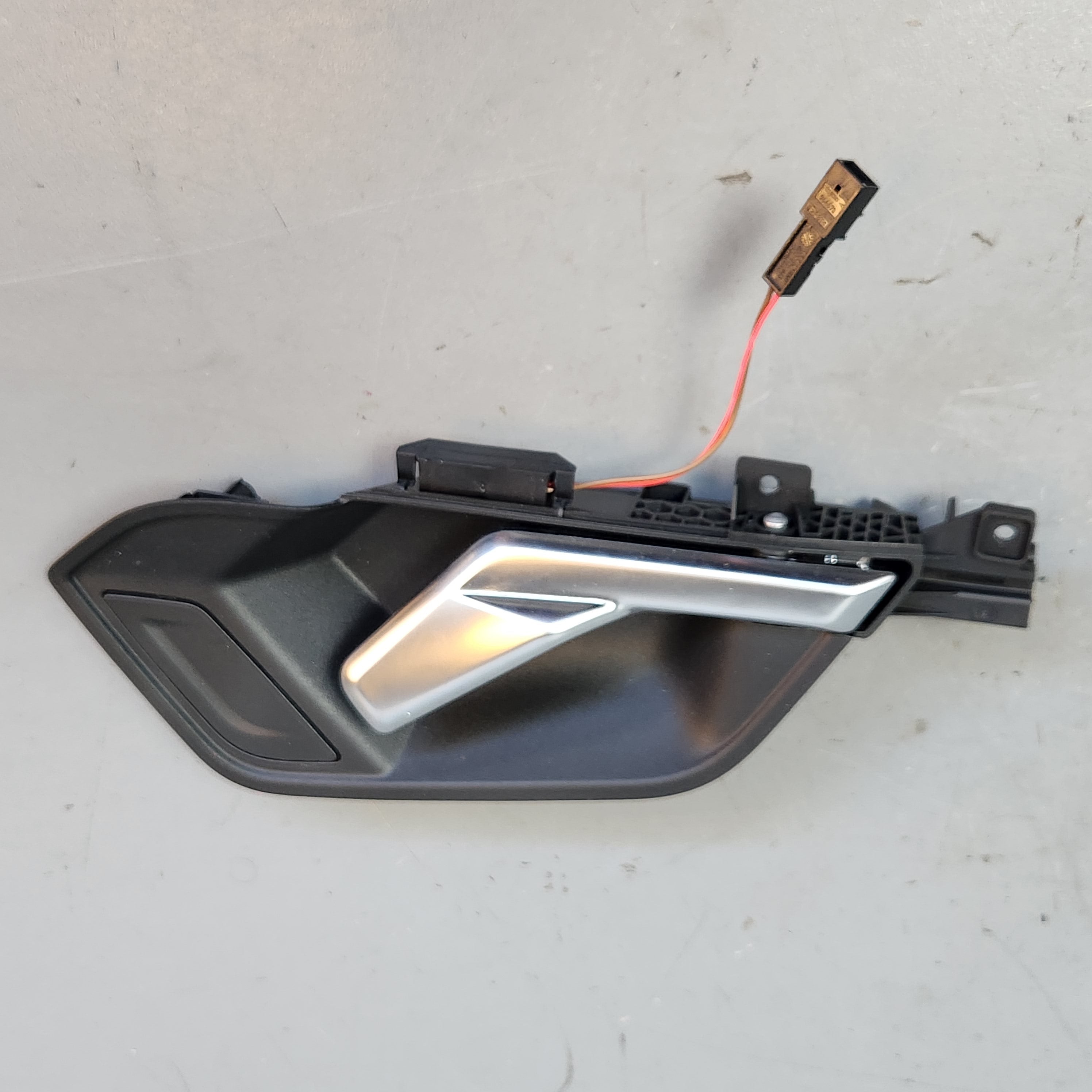 Audi Q3 RSQ3 F3 Right Side Interior Door Handle Pull Release Handle 83 ...