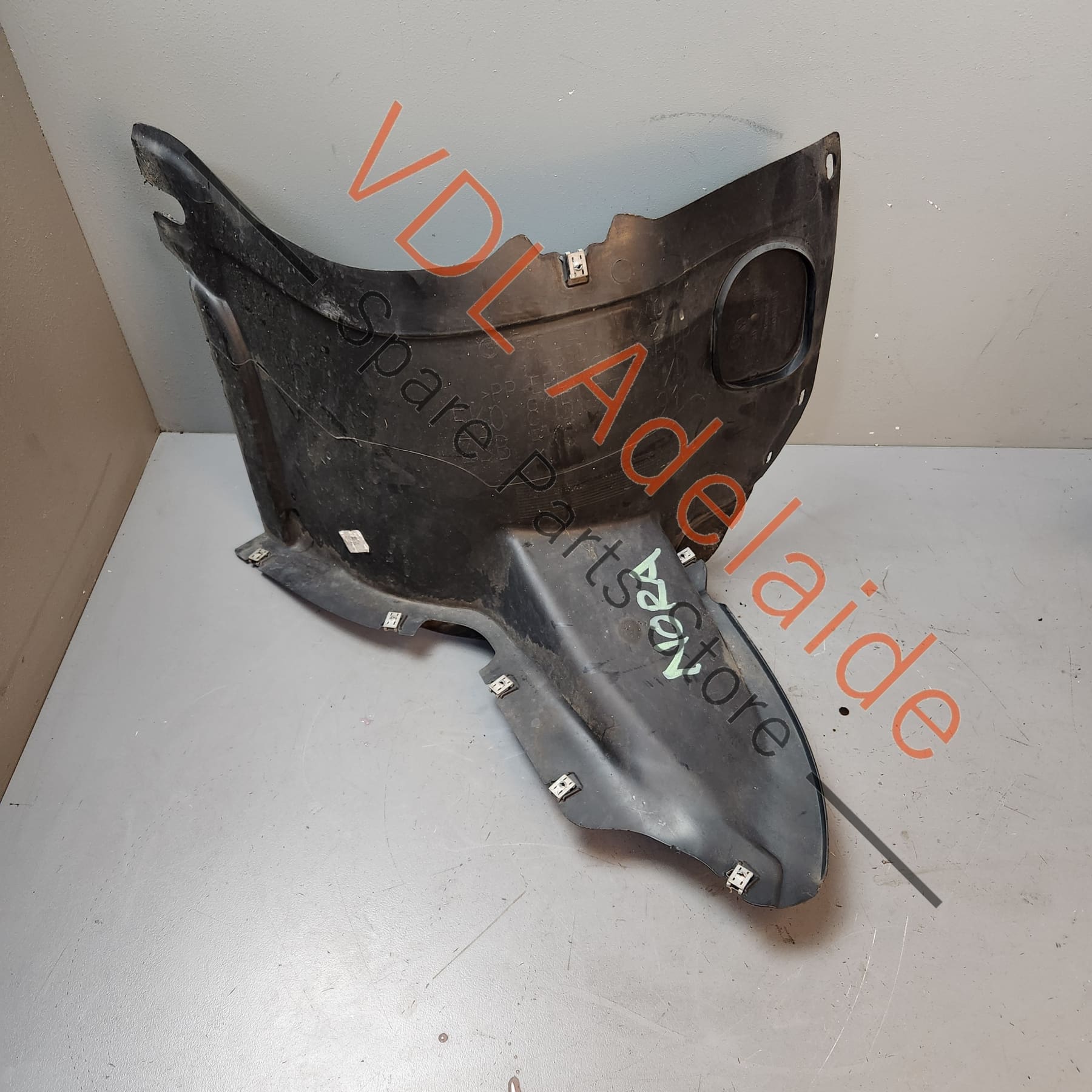 VW Golf MK6 Wheel Housing Liner Front Left Lower 5K0805911E 5K0805911G ...