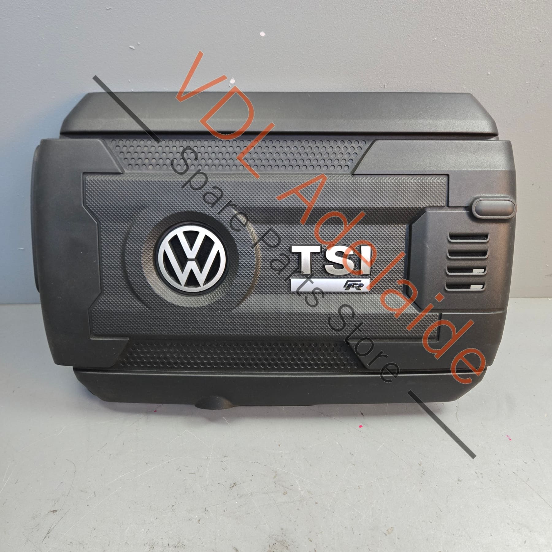 VW Golf R MK7 7.5 Engine Cover Trim TSI Silver 06K103925BQ – VDL ...