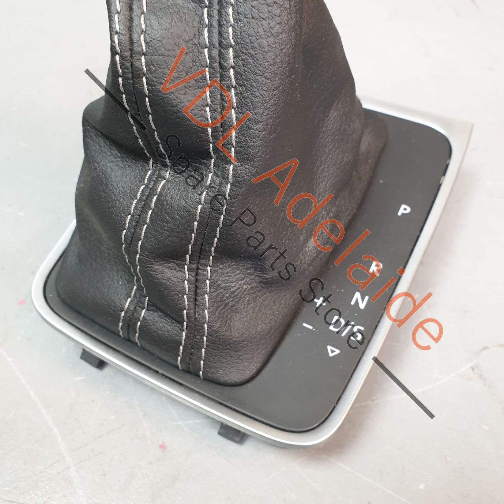 VW Golf R Mk7 DSG Auto Gear Shifter Cover Leather for RHD 5G2713203K ...