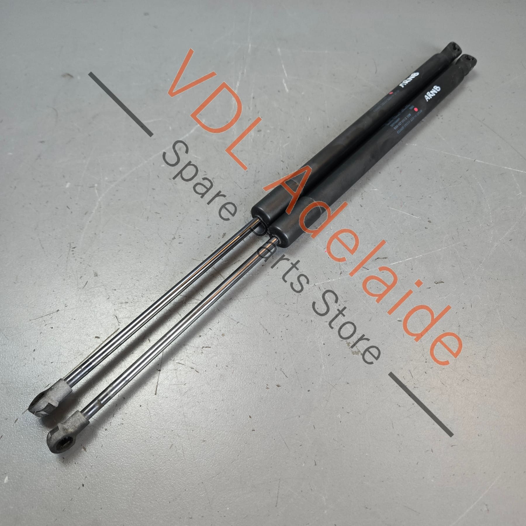 VW Golf Mk7 Rear Boot Hatch Lift Gas Struts Pair 5G6827550C – VDL ...
